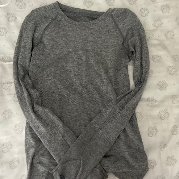 lululemon athletica | Tops | Lulu Grey Swiftly Tech Long Sleeve | Poshmark